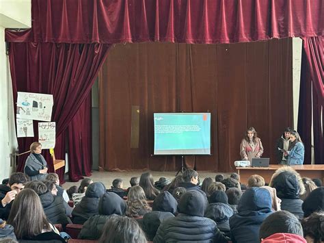 სავანის საჯარო სკოლა Added A New Photo სავანის საჯარო სკოლა