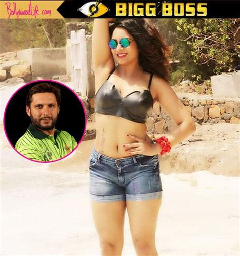 Bigg Boss 11 When Arshi Khan Said She Slept With Pakistani Cricketer Shahid Afridi Bollywood