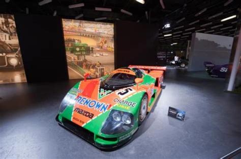21 Voitures Des 24 Heures Du Mans à Genève 7 La Mazda 787 B Aco