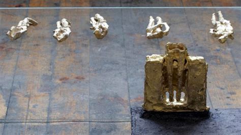 Кирил Кузманов дебютира като скулптор News Bg