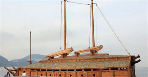 20억 들여 만든 ‘가짜 거북선 헐값에 팔리고도 철거되나