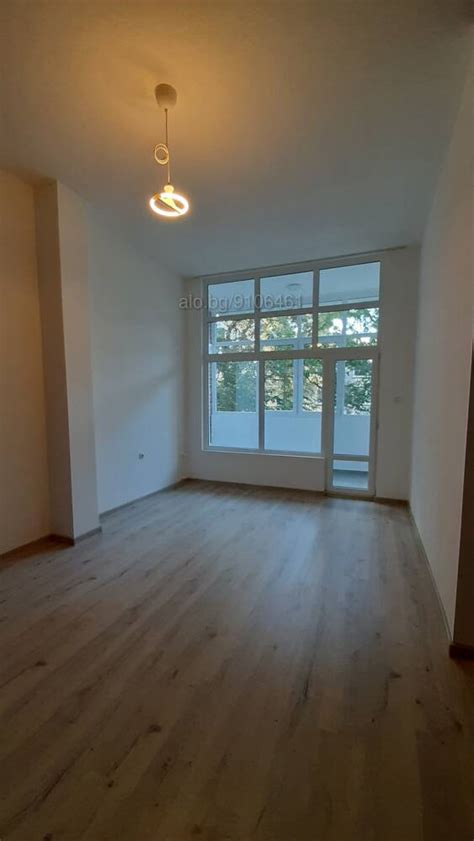 Офис под наем Офис 30 кв м Първи етаж Магазини Офиси Кабинети Салони Лозенец София