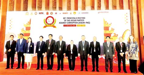 ကော်မရှင်အဖွဲ့ဝင် ဦးကျော်စိုးလင်း ဦးဆောင်သော မြန်မာကိုယ်စားလှယ်အဖွဲ့