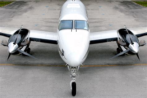 Aeromech Issues Stc For Starlink On King Air 200300 Series Aircraft