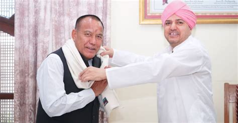 जी एस मर्तोलिया ने श्री गुरु राम राय विश्वविद्यालय श्री गुरु राम राय इंस्टीट्यूट आफ मेडिकल