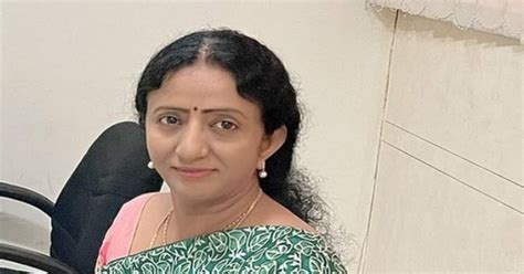 నా కొడుకు కనిపించడం లేదు డీజీపీ కార్యాలయానికి కేసీఆర్ అన్న కూతురు