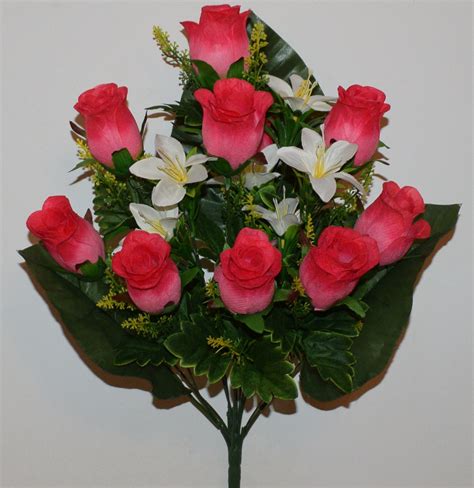 Искусственные цветы Бутон атлас с лилией не прес R 1460 ИСКУССТВЕННЫЕ ЦВЕТЫ ПИОН