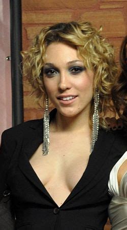 Lily Labeau Faqs Facts Rumors And The Latest Gossip