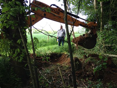 Startingtodigahole For The Mast Random Hacks σx