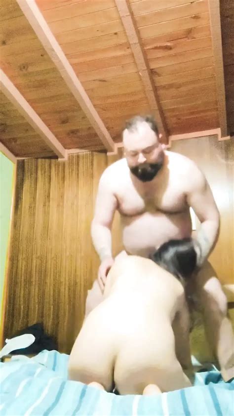 与邻居 Xhamster