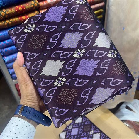 ផល្លីលក់ហូល ផាមួង Phnom Penh