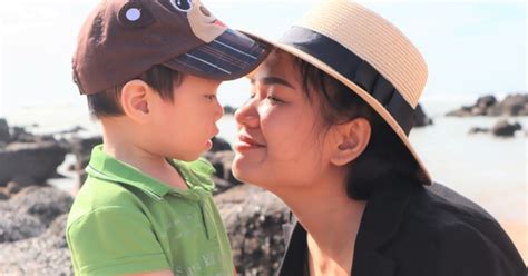 Con trai là người tình kiếp trước của mẹ có thật không