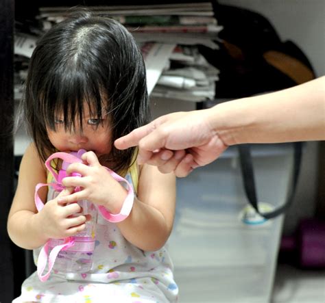 Entree Kibbles Naughty Jovyn