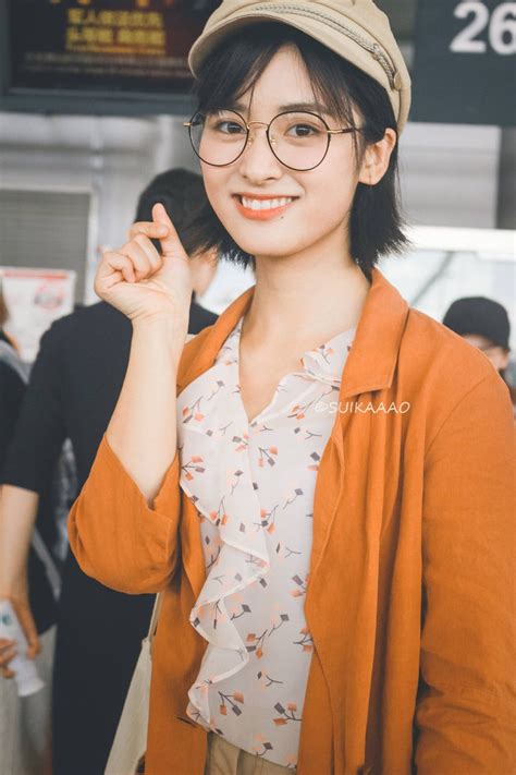 Shen Yue Wallpapers Wallpaper Lockscreen Korean Short Hair Korean Girl Asian Girl Meteor