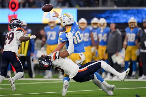 Nfl Playoff Picture Which Teams Are Still On The Road To Super Bowl