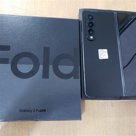 Jual Samsung Galaxy Z Fold Ram Gb Phantom Black Fullset Sein Second Jakarta Selatan