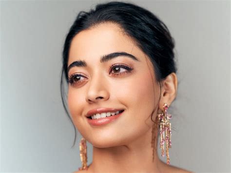 Rashmika Joins Allu Arjun Deepika Padukone For Atlees Aa Xa