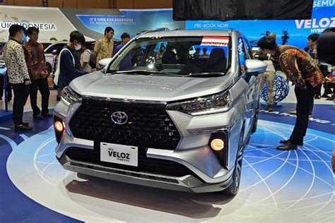 Salip Zenix Ini Spesifikasi Veloz Hybrid Tipe V Yang Paling Laris
