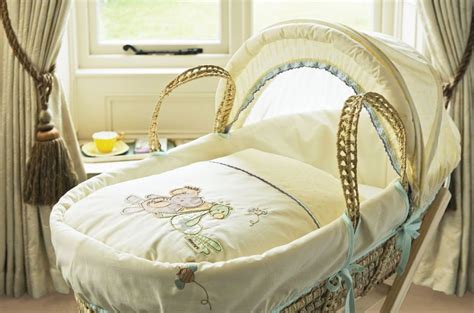 Люлька для новорожденных детей виды моделей Какую выбрать