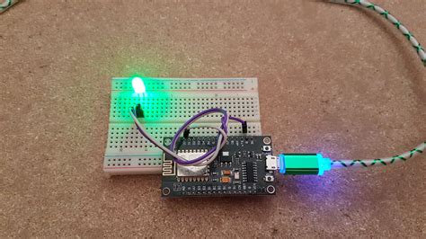 تشغيل وميض Led مع Nodemcu مشروع بسيط Nodemcu Esp8266 Led Blink