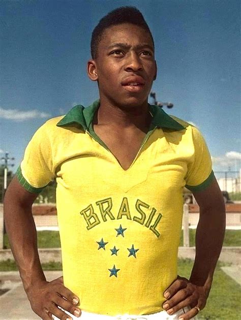 Vaticano Homenageia Pelé Com Fotos Com Papas