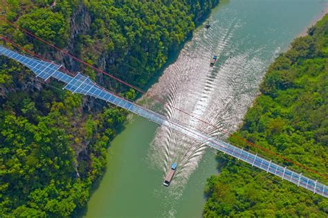 The Worlds Longest Glass Bottomed Bridge Just Opened In China Moss