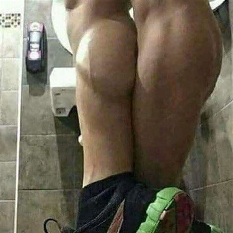 I Took A Photo Of These People Having Sex In The Stall Next To Me R Misleadingthumbnails