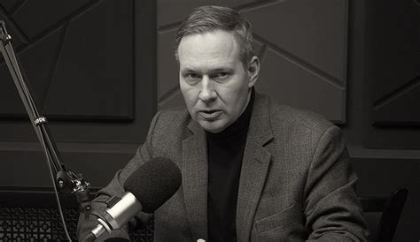 Александр Артамонов