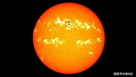 为什么太阳活动是11年周期？太阳运动终于揭示了黑子的内部运作！经向