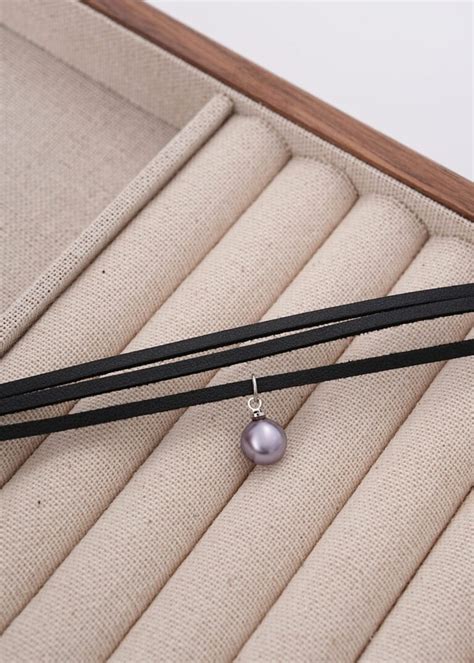 5 Day Collar Meaning Submissive Jewelry In Plain Sight