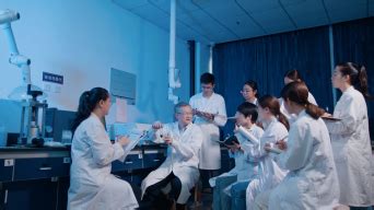 科研团队 大学科研 实验室 大学生实验 4096x2160 高清视频素材下载 编号 10699554 实拍视频 光厂 Vj师网