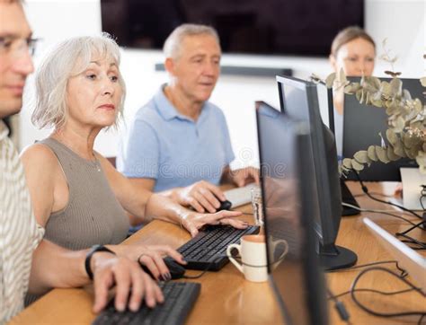 Mature Woman Computer Curious Stock Photos Free Royalty Free Stock Photos From Dreamstime