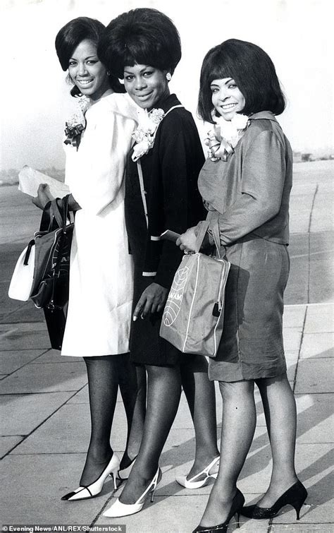 Wanda Young Cantora Das Marvelettes Que Cantou Em Please Mr O