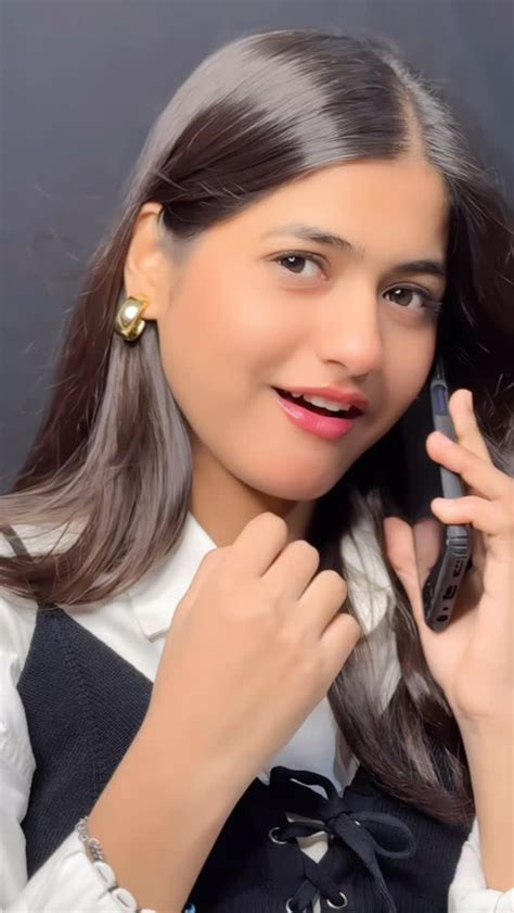 🖤 𝐒𝐡𝐚𝐥𝐢𝐧𝐢 𝐘𝐚𝐝𝐚𝐯 Trending Viral Instagram Trendingreels Gorakhpur