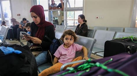 Доведената дъщеря на Камала Харис популяризира кампания за набиране на средства за палестинците