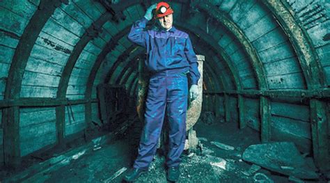 Уул уурхайн салбарт ажиллагсдын дундаж нас нэмэгдэж байна