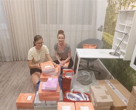 500 Gyerek Iskolakezdését Segíti A Relnet Relnet Technológia Kft