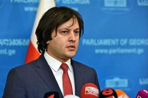 „დაამთავრონ სპეკულაციები არავითარი გაერთიანება მათ არ უშველით“ კობახიძე ოპოზიციას ბარიერის