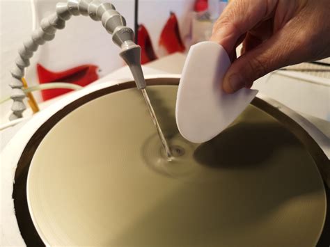 Robyn Coetzee Meet The Glass Artist Who Grew Up With An Aviary In Her Courtyard Folksy Blog