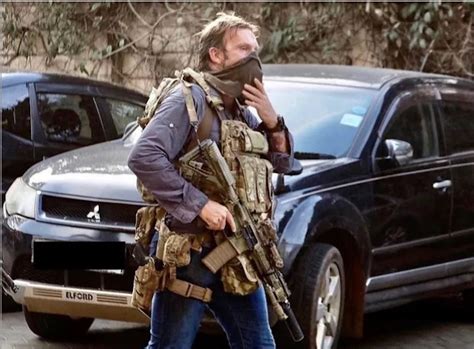 British 22 Sas Operator Who Dared And Won