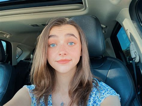 Ashley Boettcher Boettcherashley • Instagram Photos And Videos