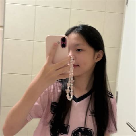 𝑧𝑦𝑥𝑒𝑛𝑒子芯 zyxene0107 Threads Say more