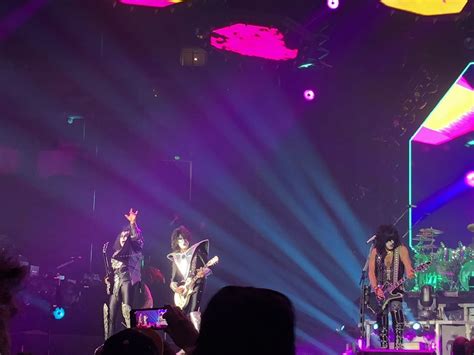 Kiss La Banda MÀs Caliente Del Mundo Kiss En Oakland California