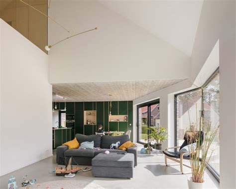 Dédal Architectes Creates Angular Brick Home In Belgium