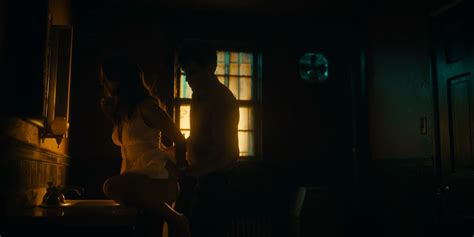 Nude Video Celebs Tv Show Bridge And Tunnel