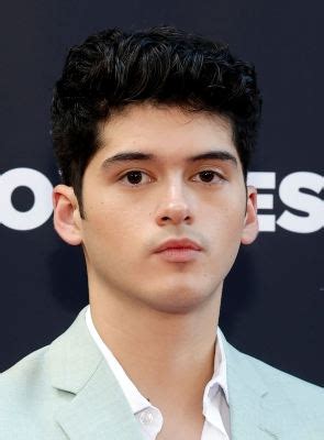 Max Pelayo Adorocinema