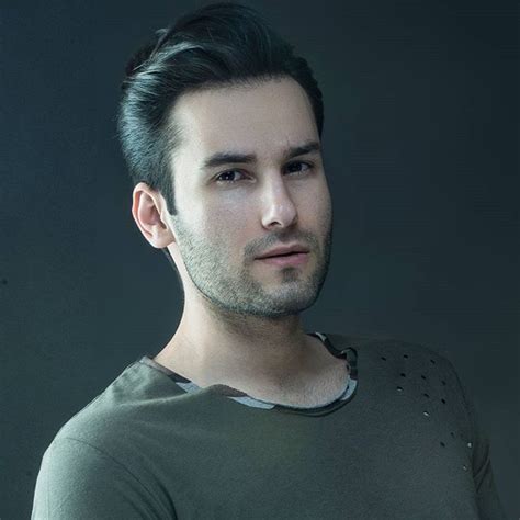 بیوگرافی مهدی احمدوند؛ عکس های شخصی و همسرش و اطلاعات زندگی هنری