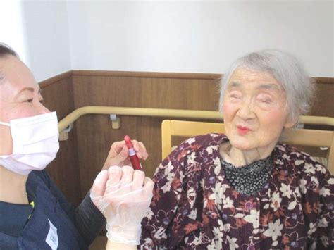 ”母の日です。お化粧しました。”｜スタッフブログ｜alsok介護株式会社