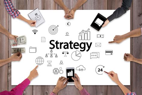 비즈니스 팀 회 및 토론 아이디어와 창의적인 아이콘 디자인의 최고 볼 수 있습니다 고객에 대한 스톡 사진 및 기타 이미지 고객 남자 남자 사업가 Istock