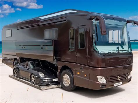 Cómo Es El Motorhome De Usd 175 Millones Con Garage Cocina Baño